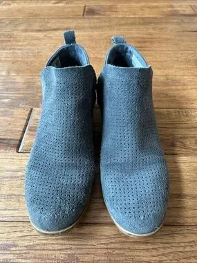 Toms | Shoes | Toms Deia Booties Ankle Boots Gray Perforated Suede ...